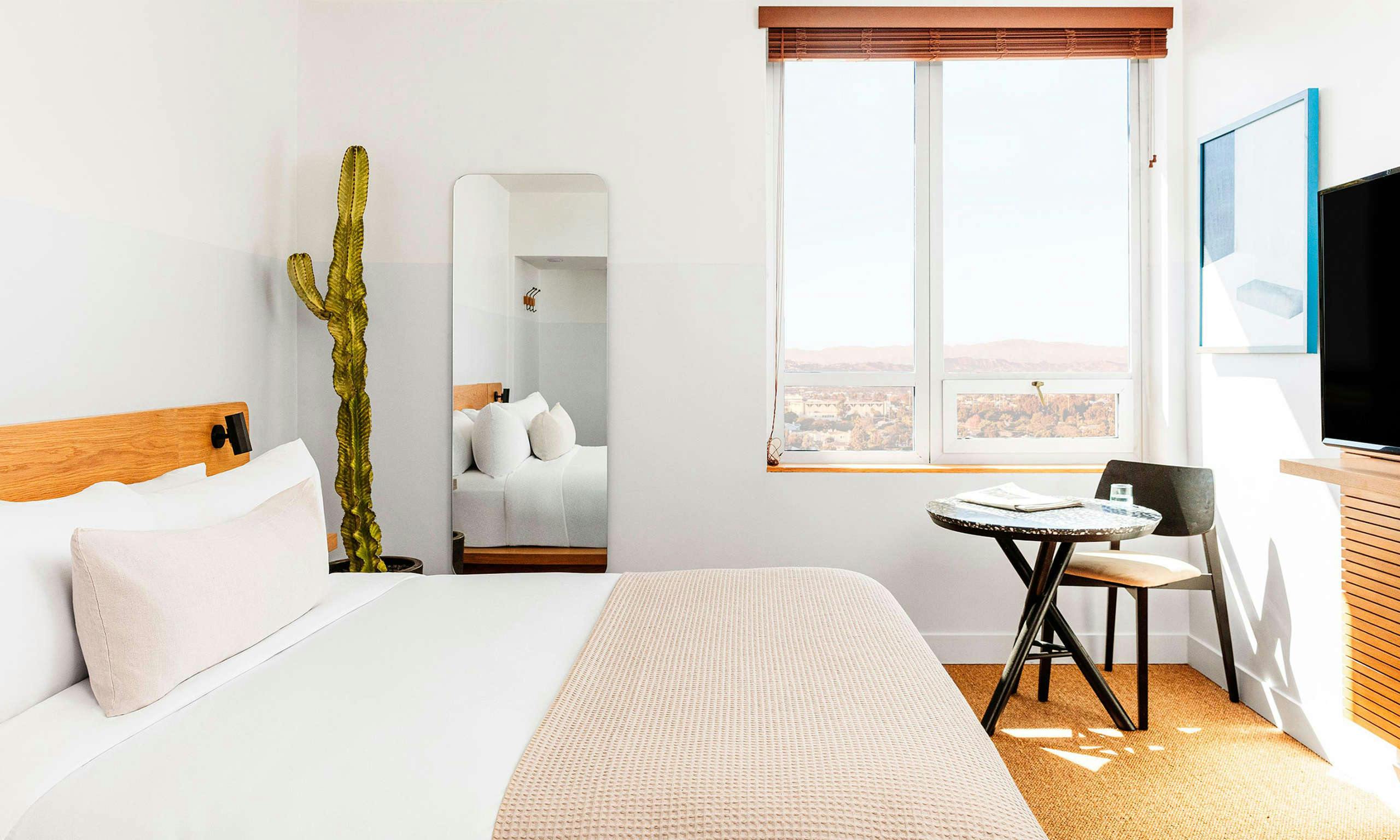 Hotel June, Los Angeles - LAX - HotelTonight