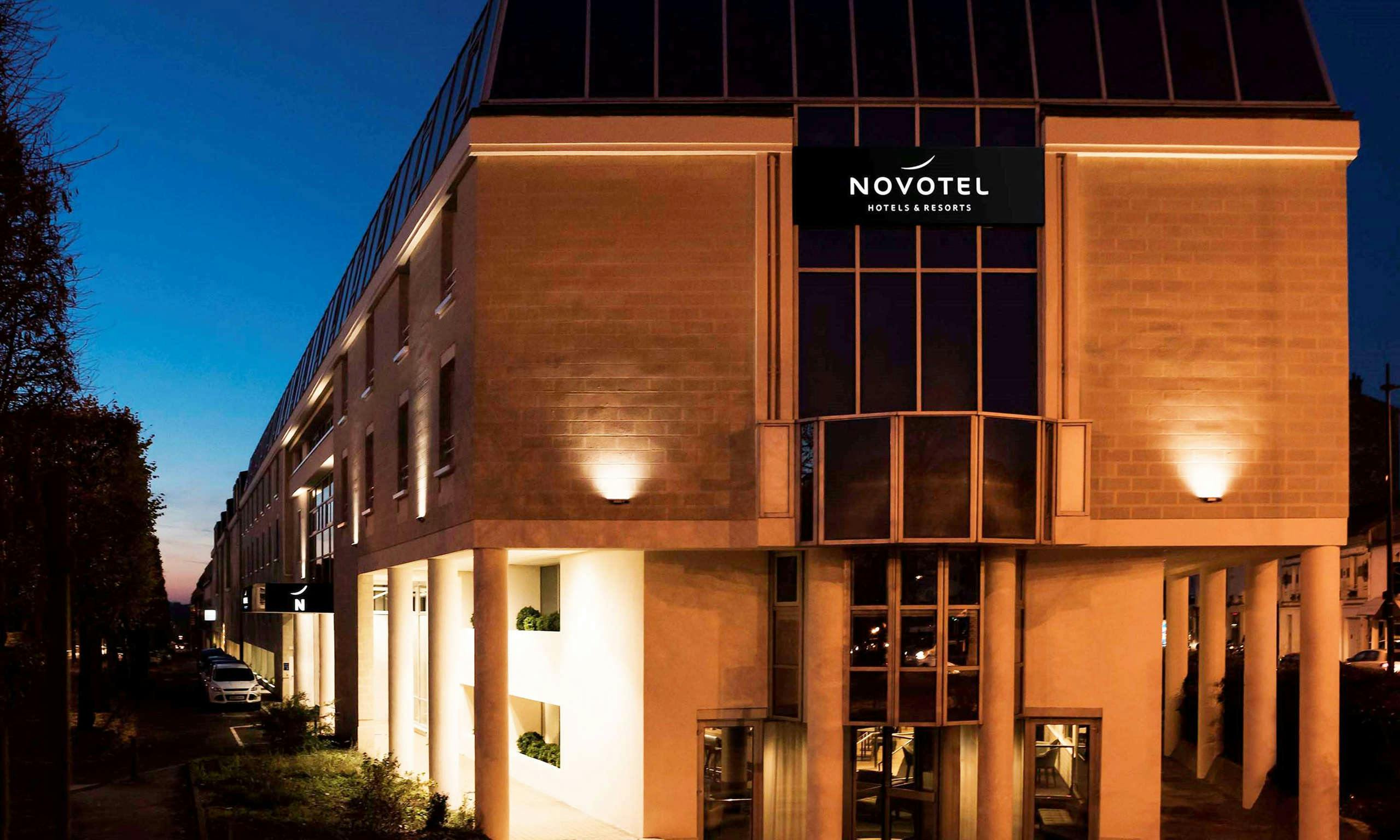 Novotel Chateau De Versailles, Versailles - HotelTonight