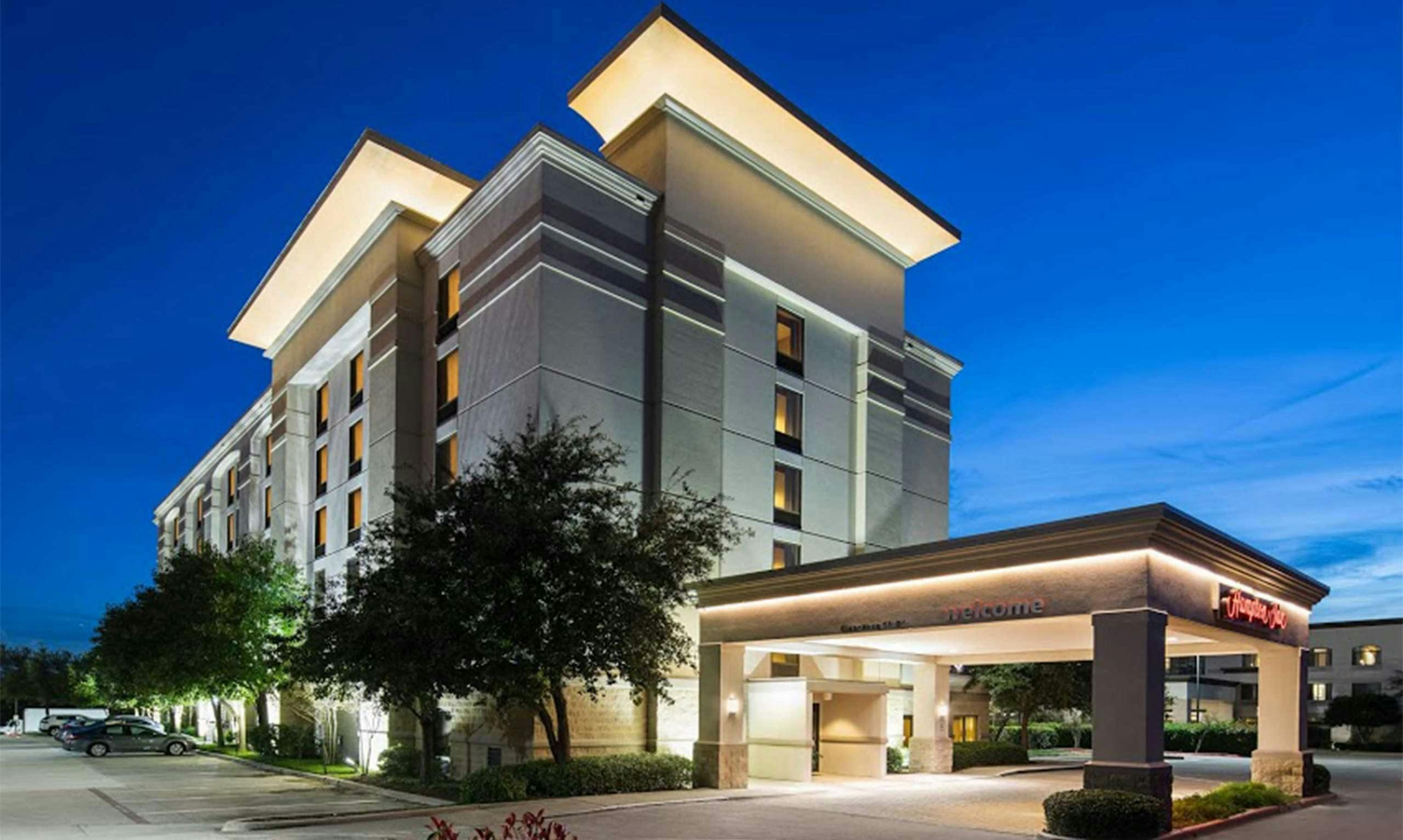 Hampton Inn Dallas Irving Las Colinas, Arlington - HotelTonight