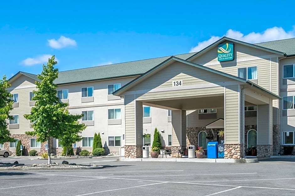 Quality Inn & Suites at Olympic National Park, Sequim - HotelTonight