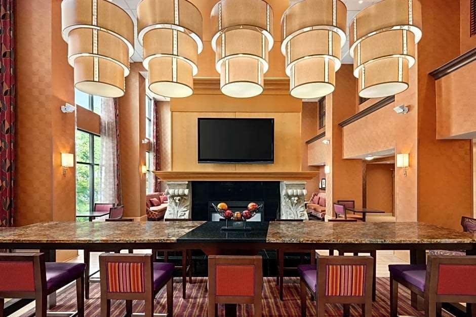 Hampton Inn & Suites by Hilton Langley-Surrey, Vancouver - HotelTonight