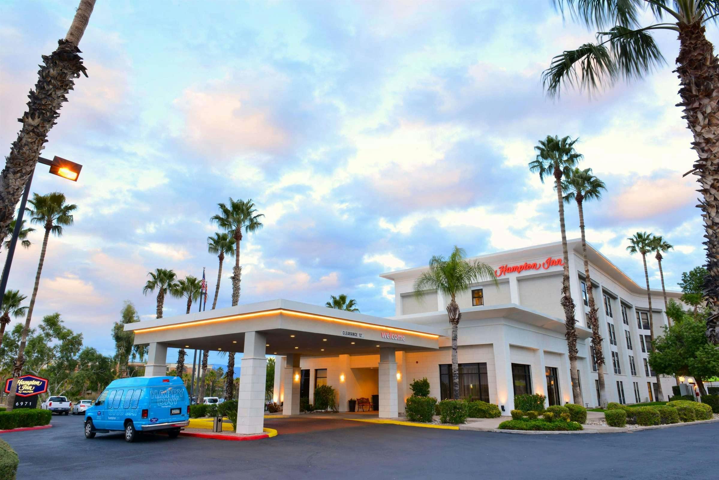 Hampton Inn Tucson-Airport, Tucson - HotelTonight