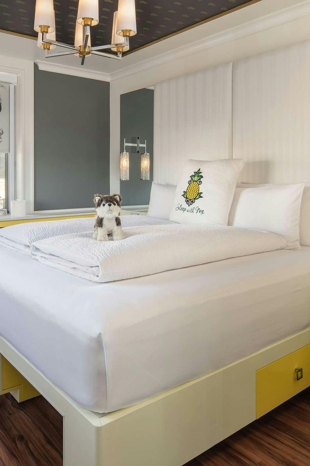 Staypineapple, A Delightful Hotel, South End, Boston - HotelTonight
