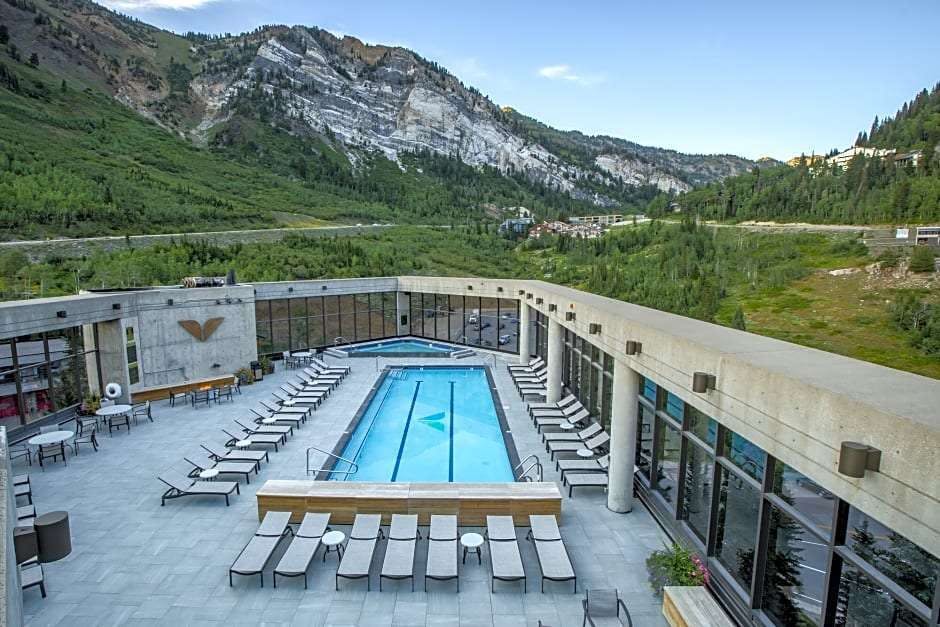 The Cliff Lodge and Spa, Snowbird - HotelTonight