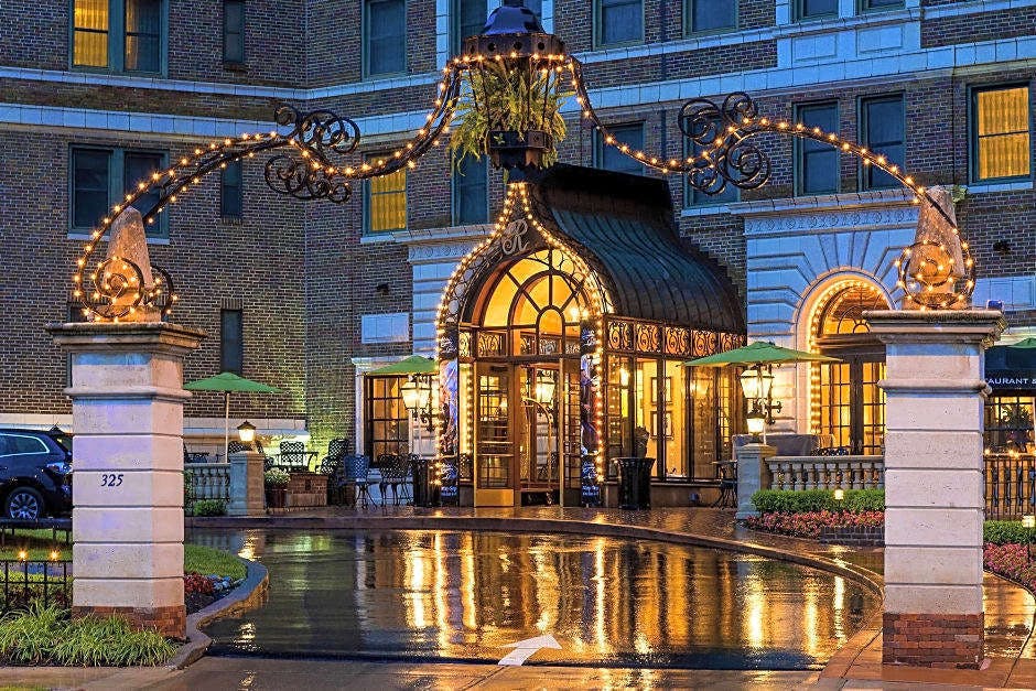 The Raphael Hotel, Autograph Collection, Kansas City - HotelTonight