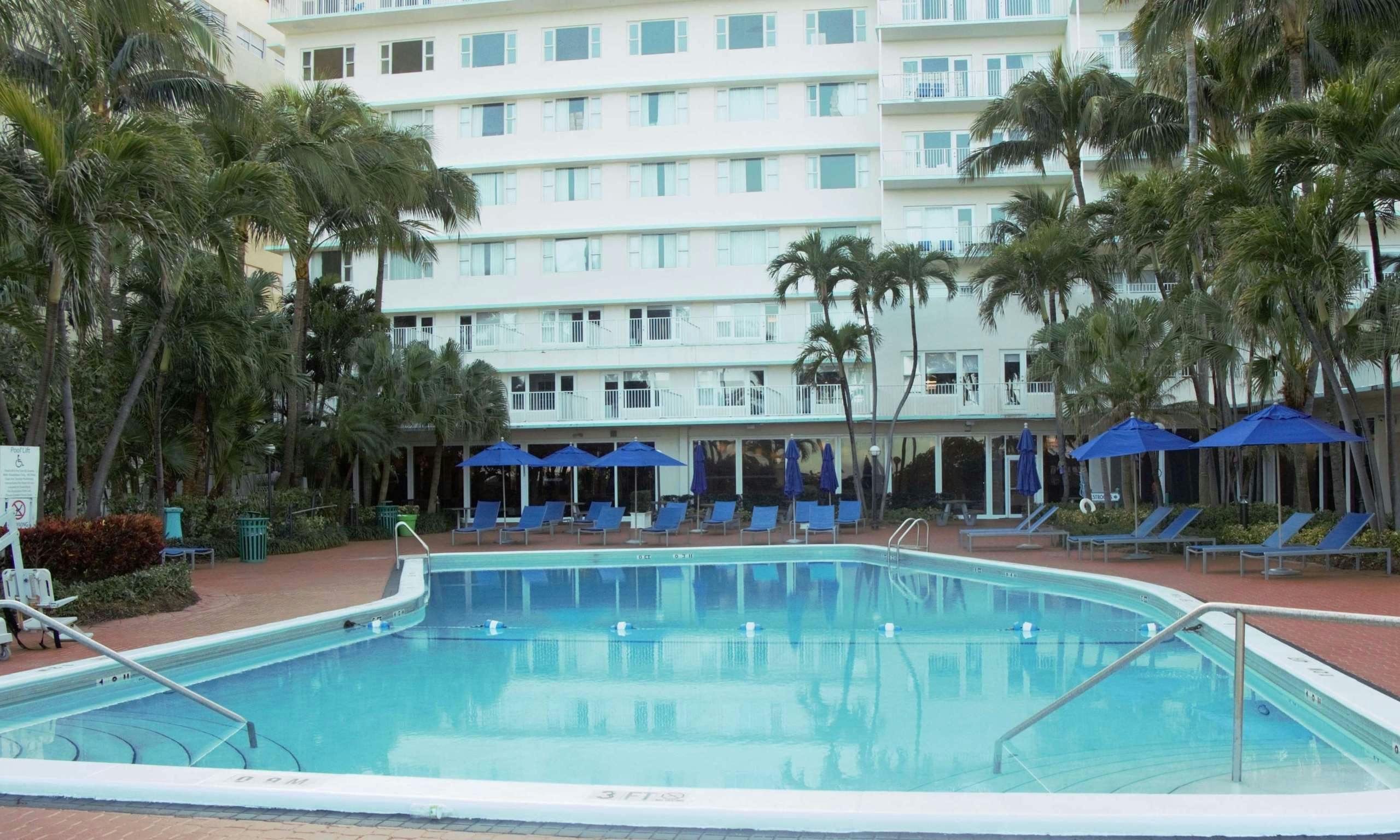 Radisson Hotel Miami Beach, Miami - South Beach - HotelTonight