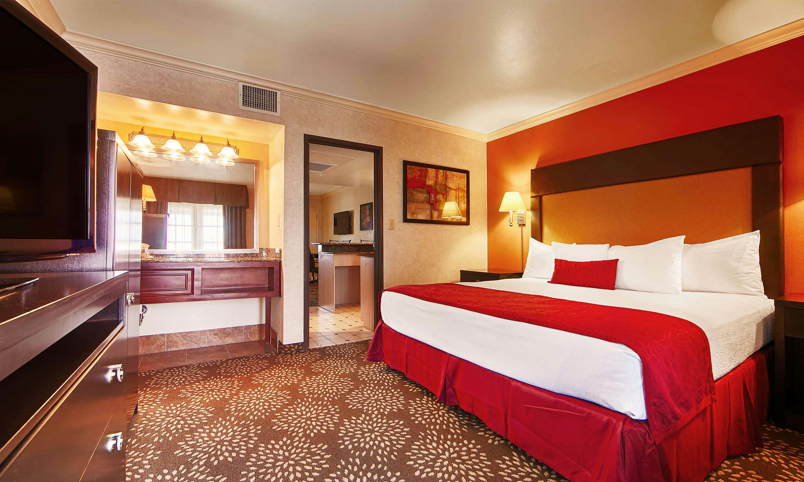 Best Western InnSuites Tucson Foothills Hotel & Suites, Tucson ...