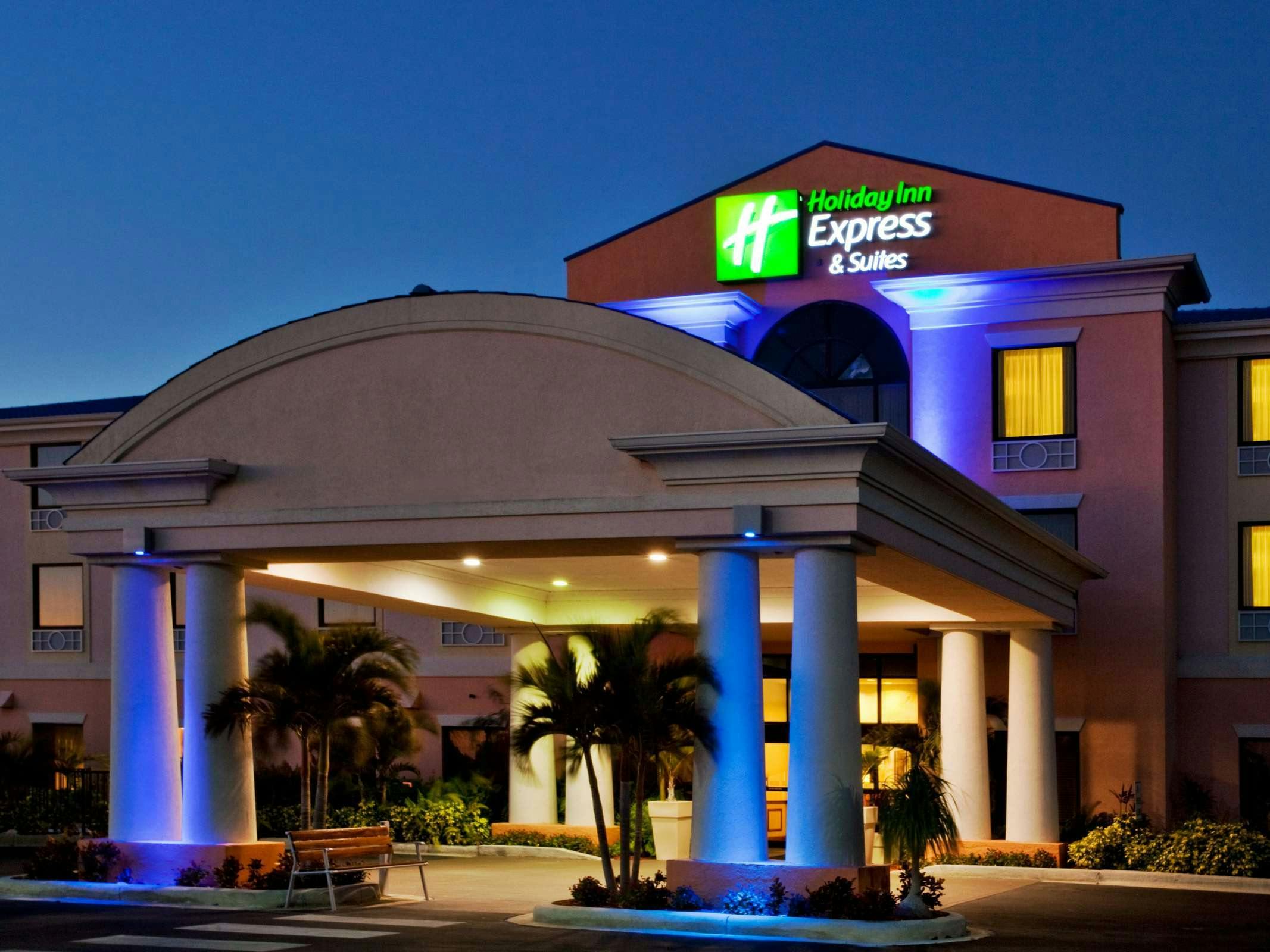 Holiday Inn Express Hotel & Suites Lake Okeechobee, Sebring - HotelTonight