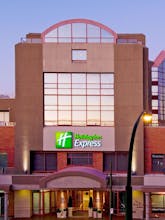 Holiday Inn Express Vancouver Metrotown Burnaby, Vancouver - HotelTonight