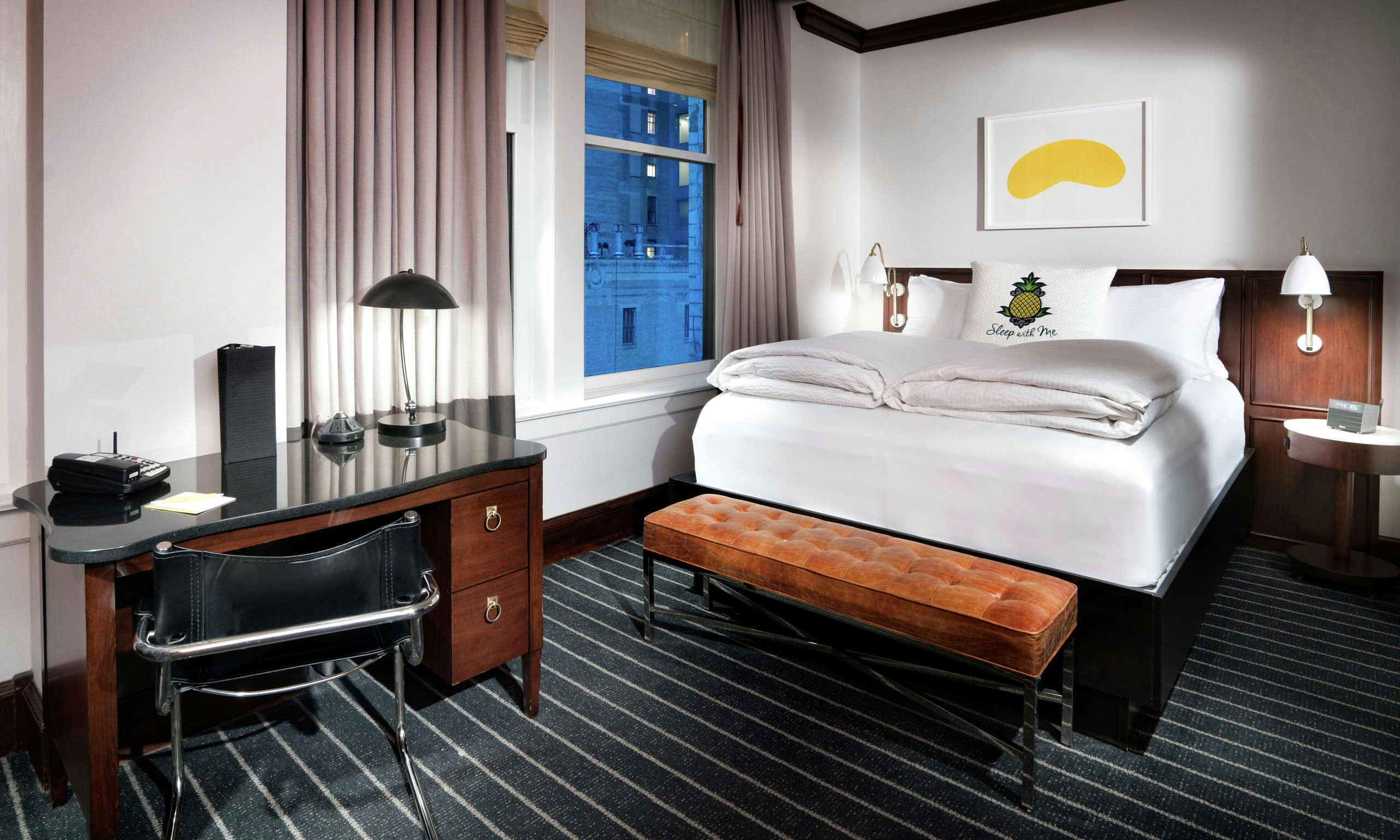 Staypineapple, An Iconic Hotel, The Loop, Chicago - HotelTonight