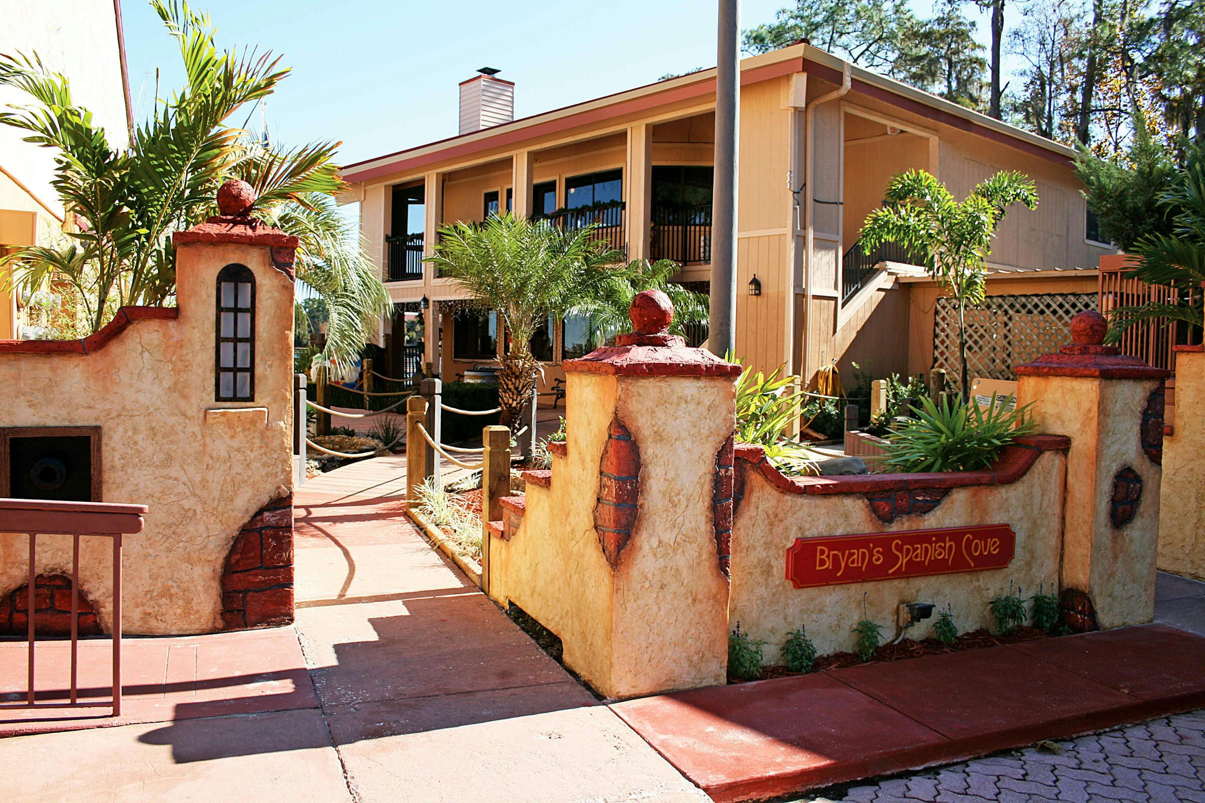 Bryan's Spanish Cove, Orlando - HotelTonight