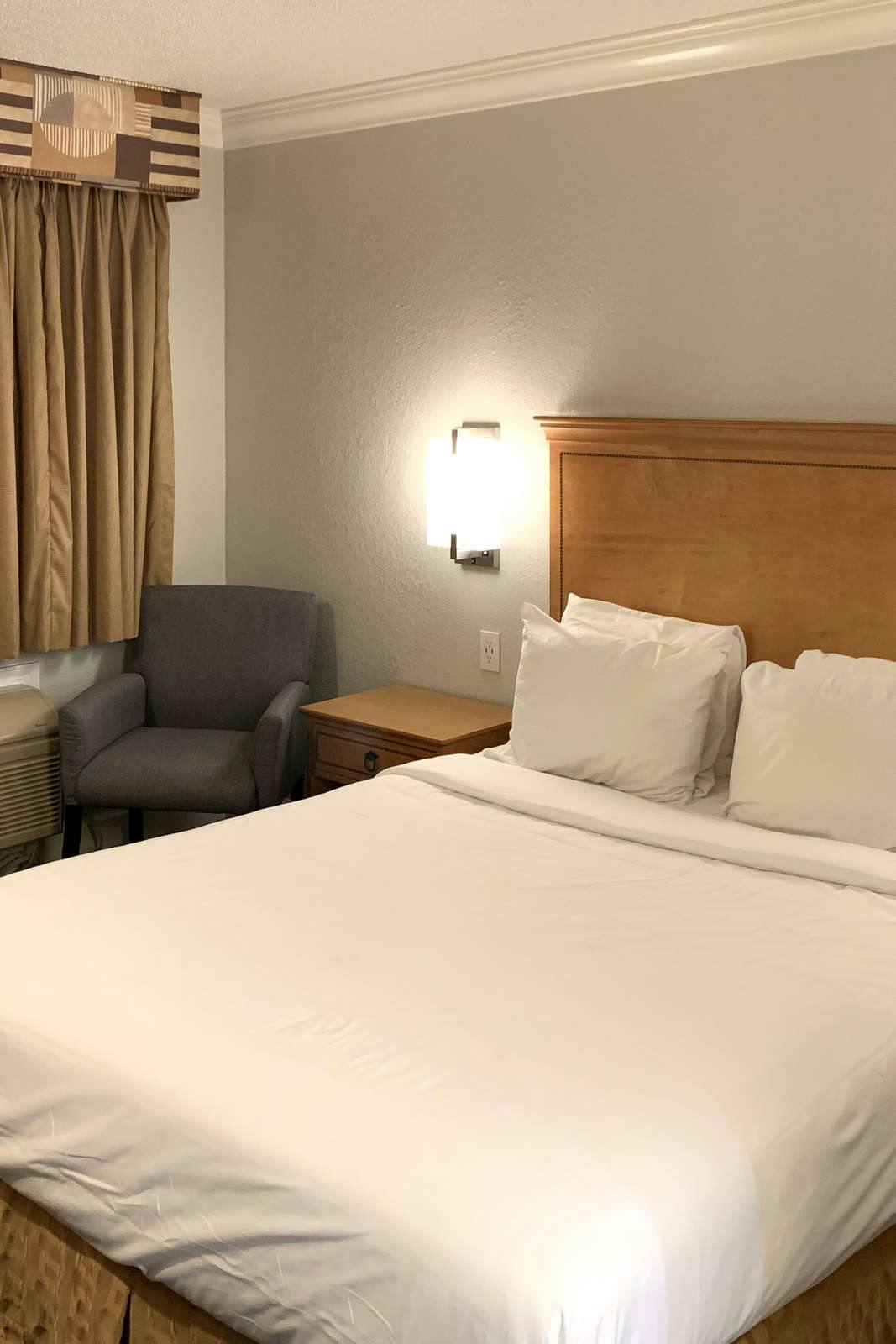 Stargazer Inn and Suites, Monterey - HotelTonight