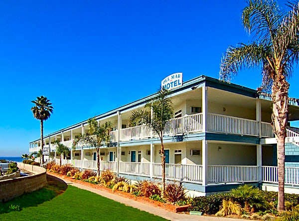 Del Mar Beach Hotel, San Diego - HotelTonight