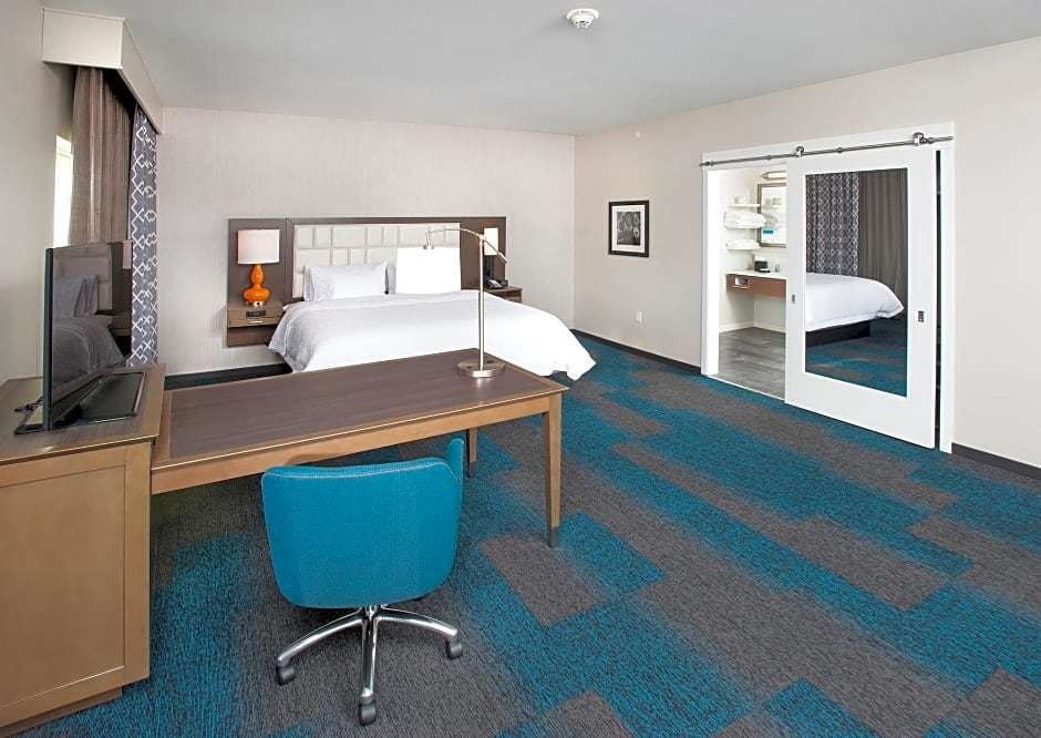 Hampton Inn & Suites LAX El Segundo, Los Angeles - LAX - HotelTonight